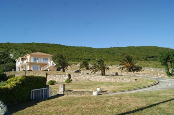 Vue Sur Mer à Santa Severa - Appartement Les Cyprès - Cap Corse
