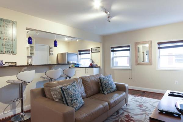 2 Bd 1 Bth Near Dc! 7081 - Marymount University, Arlington