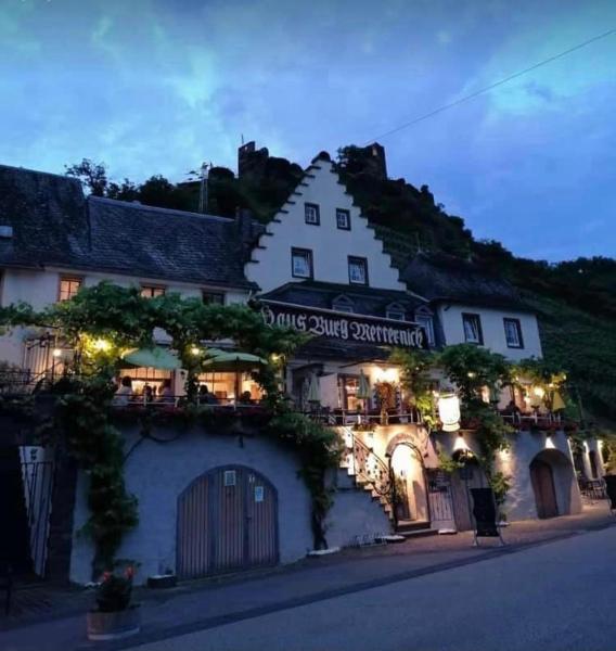 Hotel Haus Burg Metternich - コッヘム