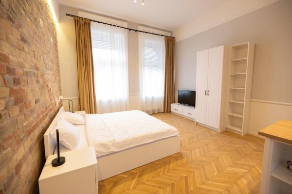 Carol Residence - Roumanie