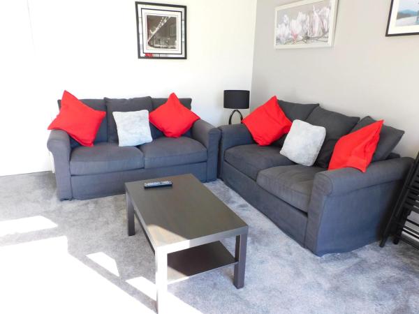 Charming 2 Bed House Perfect Base For Sightseeing - Paisley