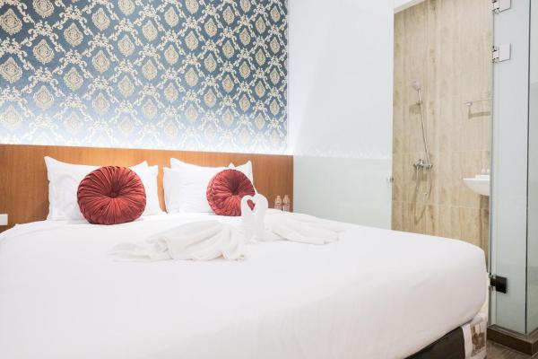 King's Palace Medan Redpartner - Medan