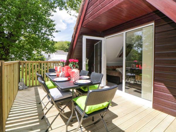 17 Valley Lodges - Devon