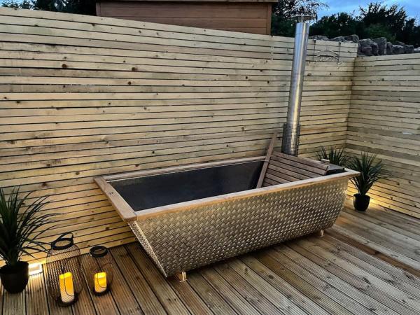 Hill Garth Cottage - Luxury 2 Bed With Wood Burning Hot Tub - Wooler