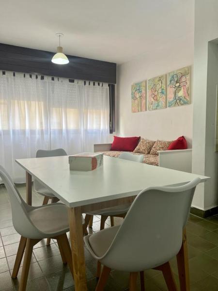 Depto "A" 1 Dormitorio Centro - Trelew