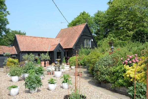 Wassicks Cottage, Haughley - Stowmarket