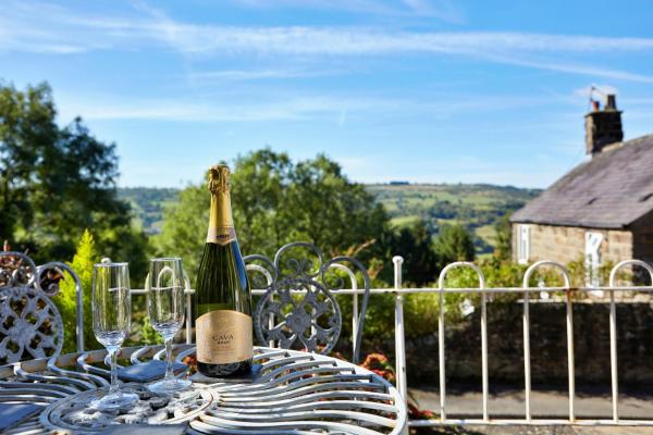 Finest Retreats - Peak View - Matlock