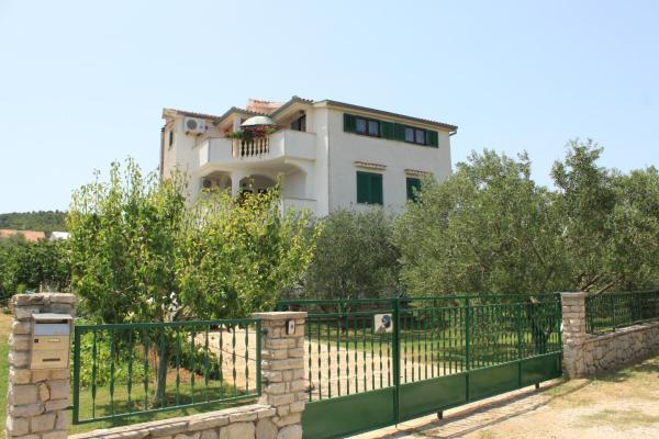 Apartments By The Sea Nevidjane, Pasman - 8273 - Sukošan