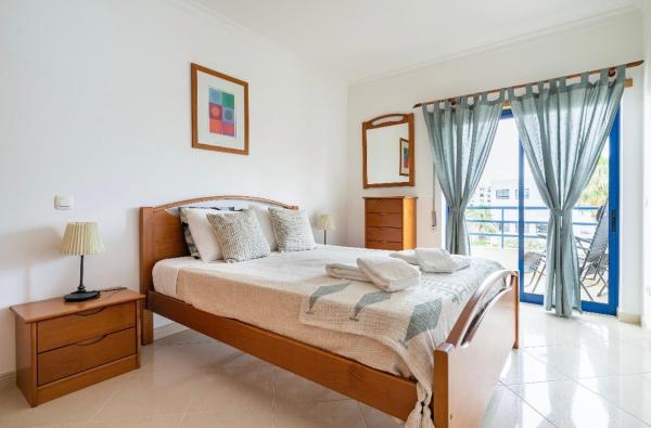 Quarteira Beach House - Quarteira