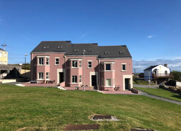 Spanish Cove Holiday Homes Sleeps 5 By Trident Holiday Homes - Kilkee