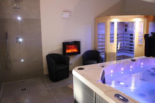 Maison Avec Piscine, Jacuzzi Et Sauna Privatifs - Mas De Nebbas - Gardanne