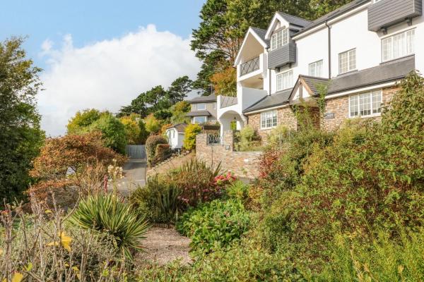 4 St Elmo Court - Salcombe