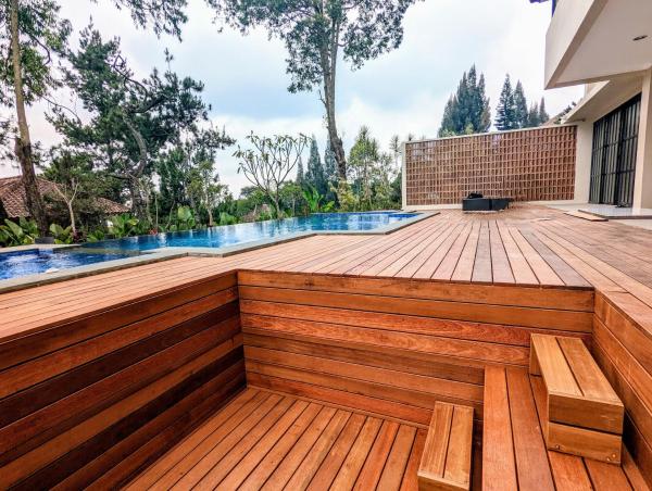 Cottonwood Exclusive Villa @Lembang Asri - Jacuzzi Playground Netflix Billyard - Ciater