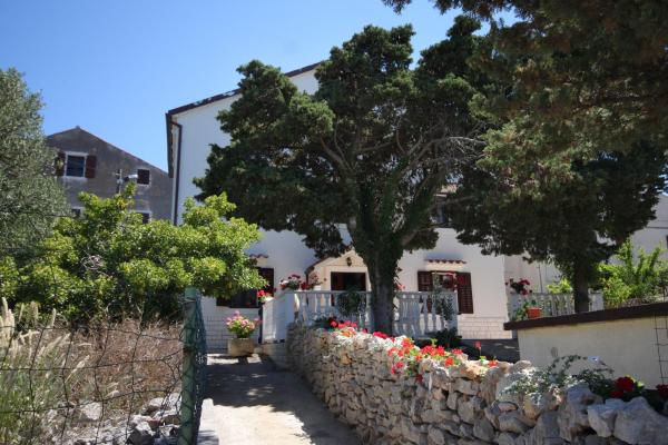 Apartments And Rooms With Parking Space Cunski, Losinj - 2498 - Mali Lošinj