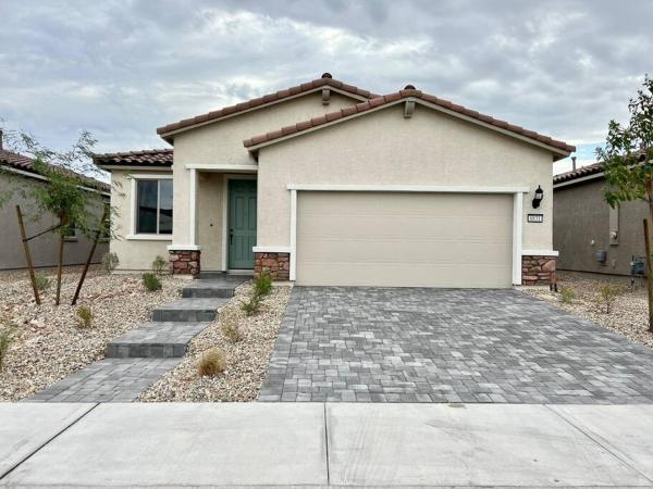 New! Charming Single Story Home * Community Park - North Las Vegas, NV