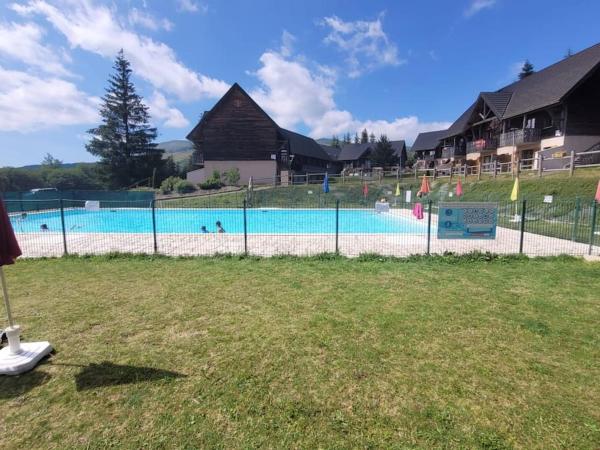 Super Besse 5/6 Pers. Vue Sur Les Monts Du Cantal - Francia