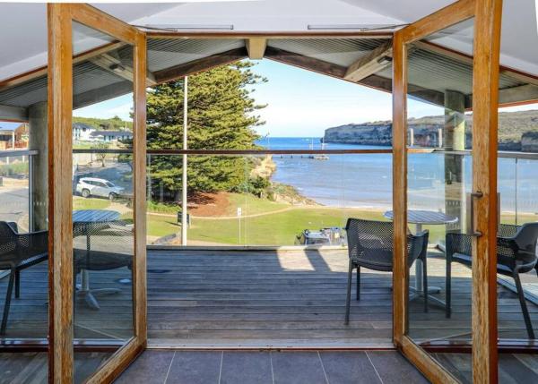 12 Rocks Beach View Loft Central Port Campbell - Port Campbell National Park