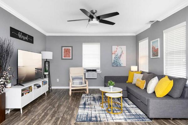 Unique Cozy Home 6 Min 2 Uptown Fire Pit & Yard - Charlotte, NC