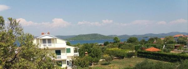Apartment In Betina 3837-1 - Murter