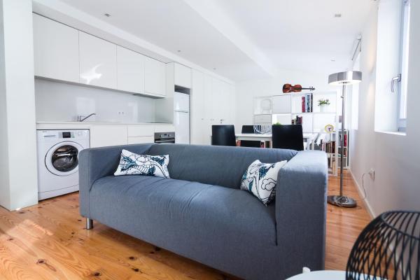 On Apartments - Violin - Ermesinde