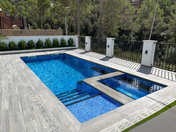 Lux Spa Barcelona - Corbera de Llobregat