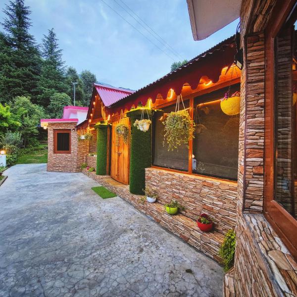 Family Retreat - The Forest Dak Bangalow - Uttarakhand