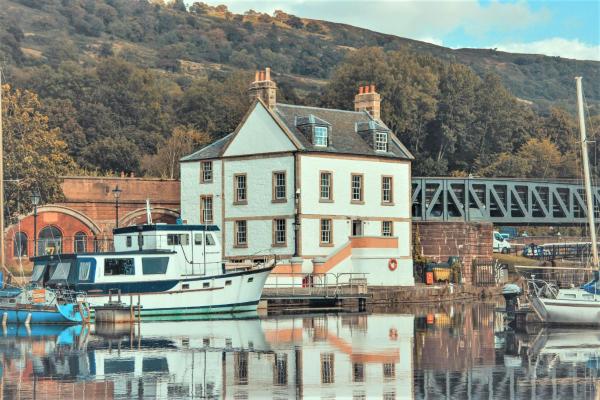 Custom House Hotel - Paisley