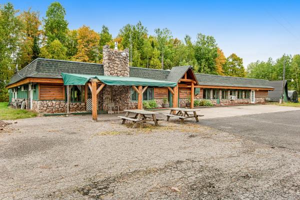 The Bear Lodge - Manitowish Waters, WI