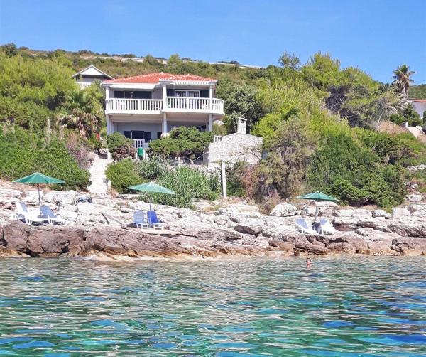 Apartments Ruzica - ビス島