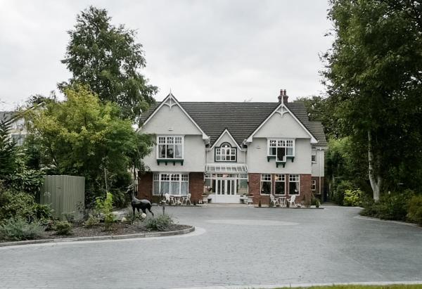Herbert House ,V93 Rf64 - アイルランド キラーニー