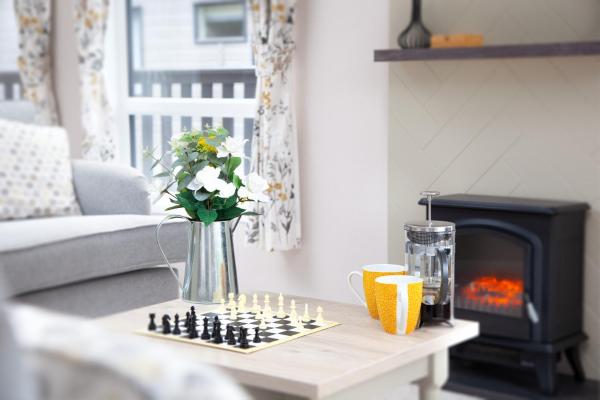 Lakeside Lodge, Green Hill Farm Holiday Village - New Forest