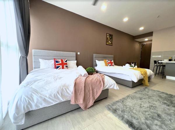 2 Big Bed Comfort Bell Suite @ Sepang Klia Kota Warisan - Dengkil
