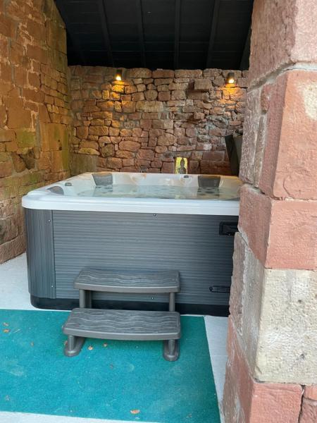 Villa Avec Jaccuzi - Collonges-la-Rouge
