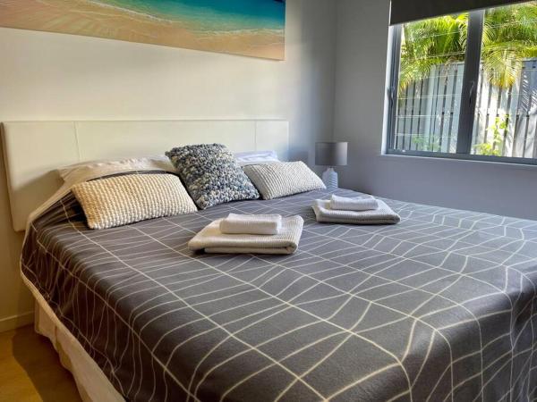 Relax At Trinity Beach Getaway, Blue Lagoon. - Cairns