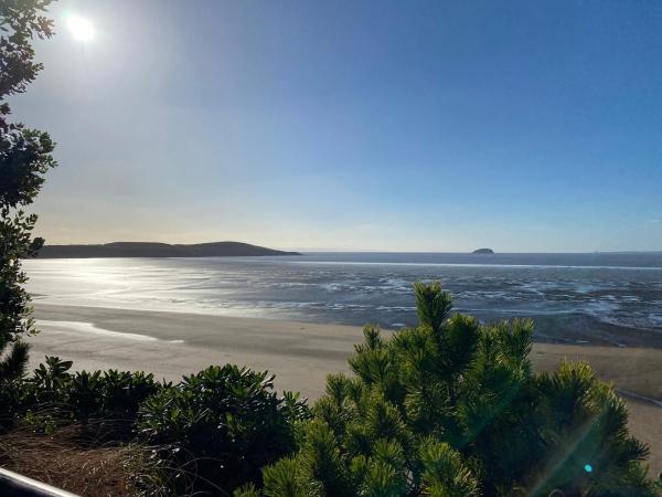 The Retreat - Weston-super-Mare