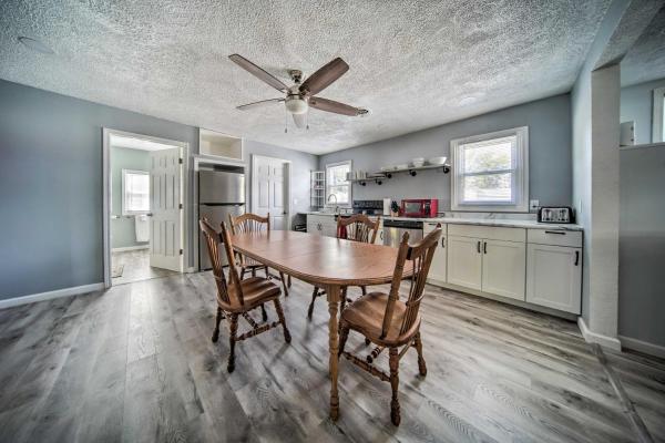 Spacious Geneva House Less Than 5 Mi To The Strip! - Geneva-on-the-Lake, OH