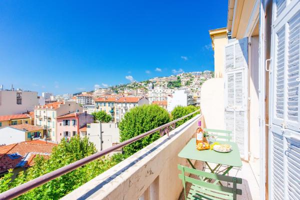 Cosy Garnier - Charmant Appartement Avec Balcon - Nice
