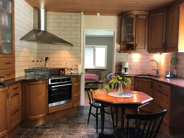 Spacious Accommodation, Close To Nature And Attractions - Alvesta