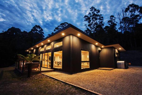 Bush And Beach Family Retreat - Bruny Island