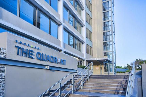 The Quadrant, G505 - Fokváros