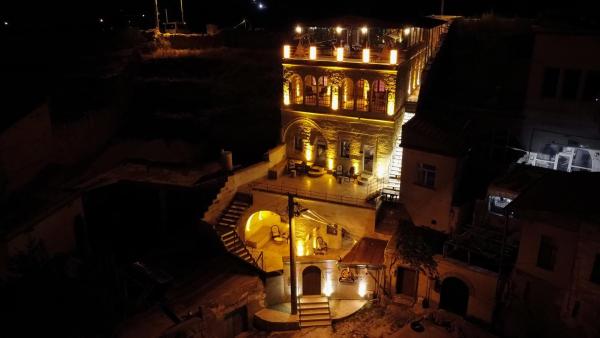 Dionysos Cave Cappadocia Hotel - 카파도키아