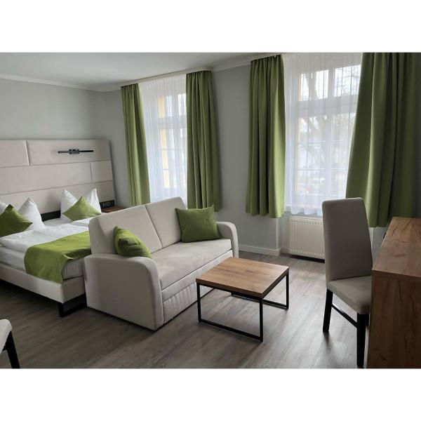 Hotel Und Restaurant Kranichsberg - Hoppegarten