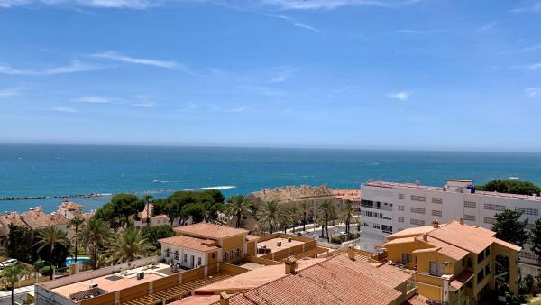 Don Gustavo Modern Apartment, Sea Views & Pool - Benalmádena