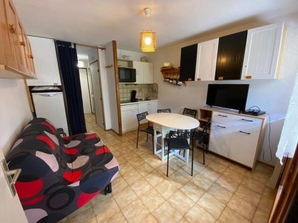 Charmant 2 Pièces Avec Balcon, Parking, Proche Des Pistes - La Clusaz - Fr-1-459-34 - La Clusaz