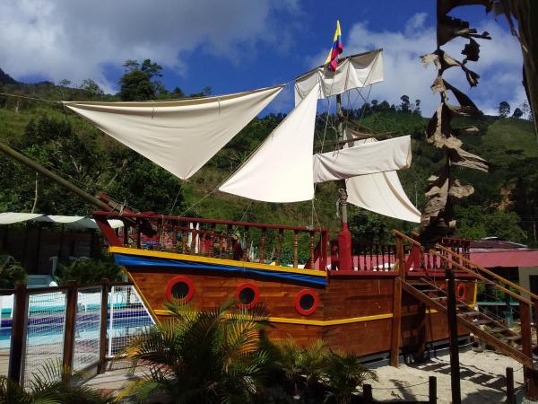 Balneario Hostal El Pacha - Líbano