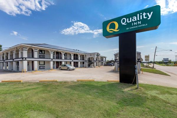 Quality Inn - Milano, TX