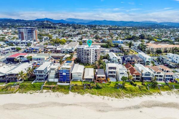 Beach Palms Holiday Apartments - Coolangatta