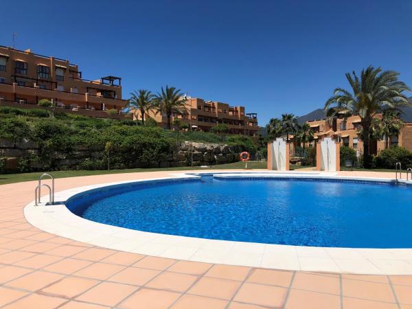 Seaview 2 Bed Apartment Sleeps 4 - Terrace - Pool - Casares