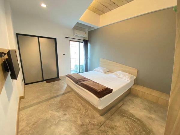 Newman Hotel - Min Buri