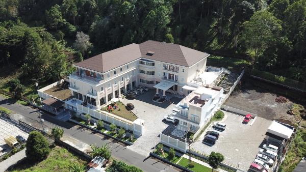 Hotel Villa Emitta - Tomohon